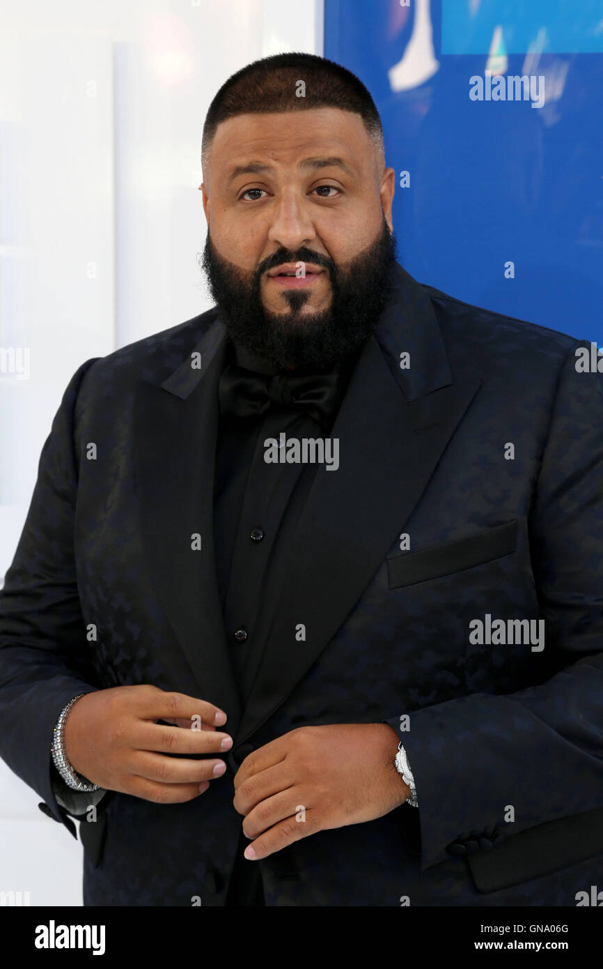 New York, New York, USA. 28th Aug, 2016. NEW YORK - AUGUST 28: DJ ...