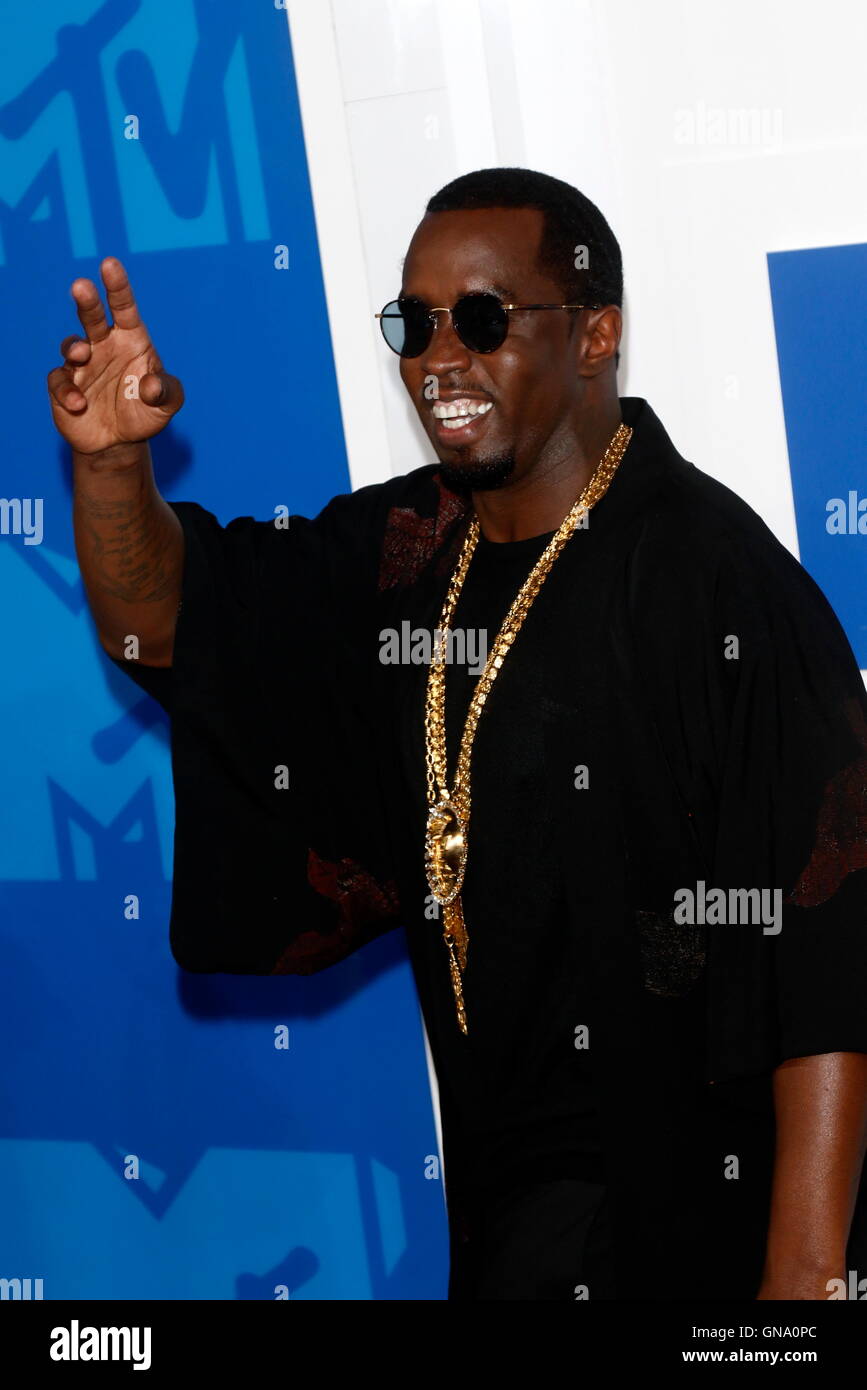 P diddy mtv video music awards hi-res stock photography and images - Alamy