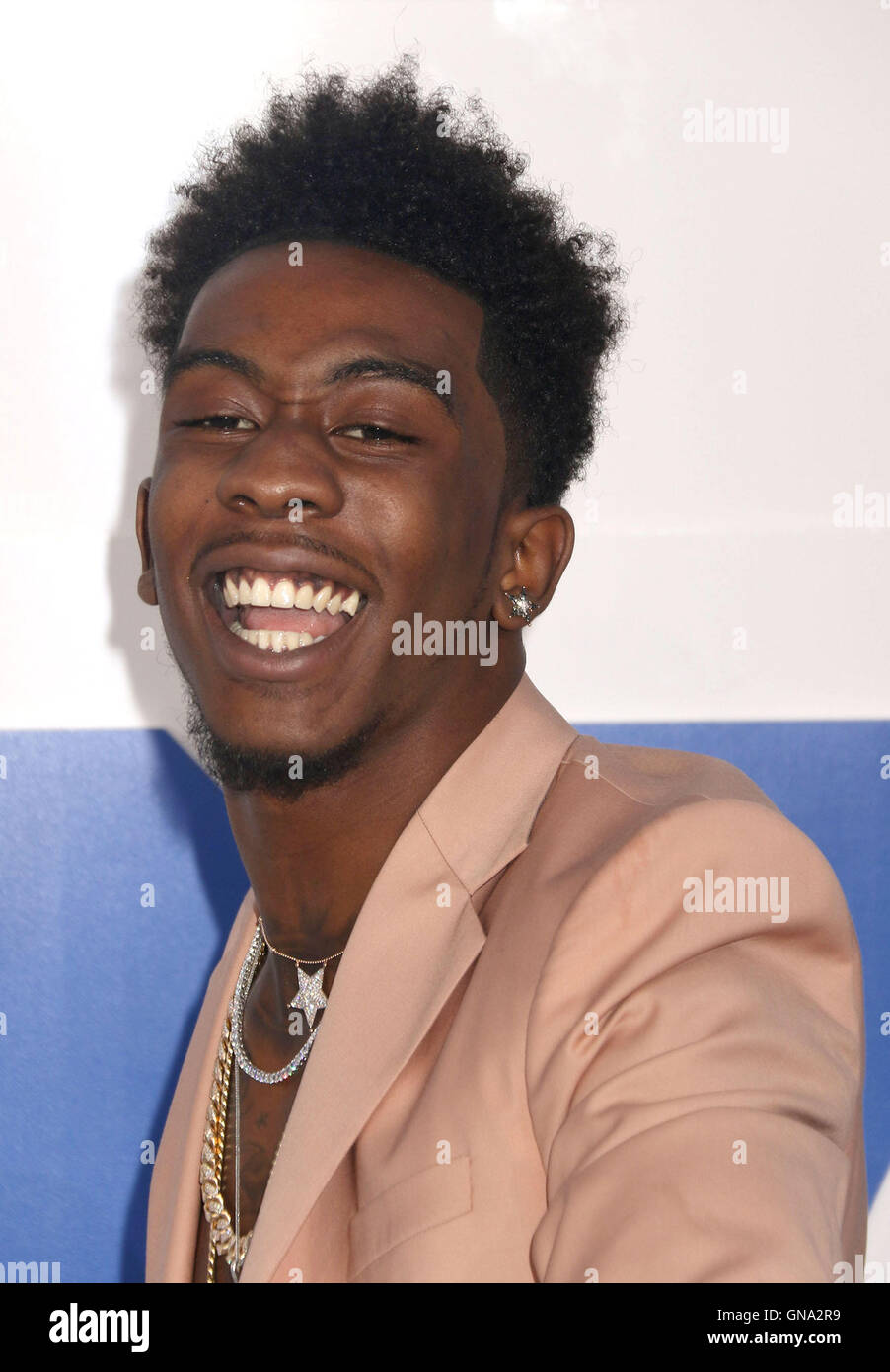 New York, New York, USA. 28th Aug, 2016. Hip hop artist DESIIGNER ...