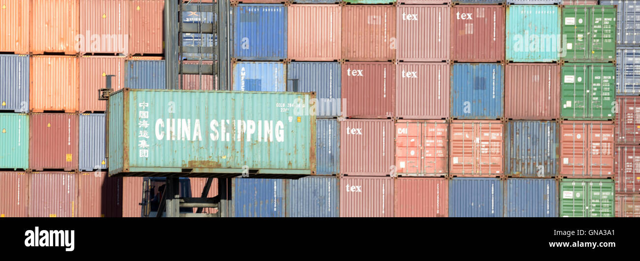 Ulm, Germany. 25th Aug, 2016. Containers standing in the trans-shipment ...