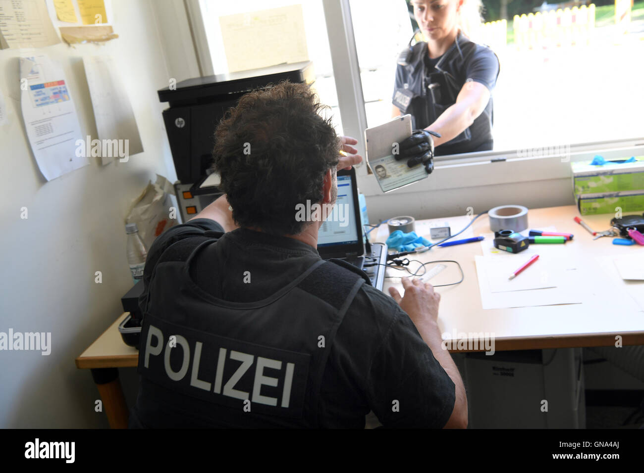 Check identity hi-res stock photography and images - Alamy