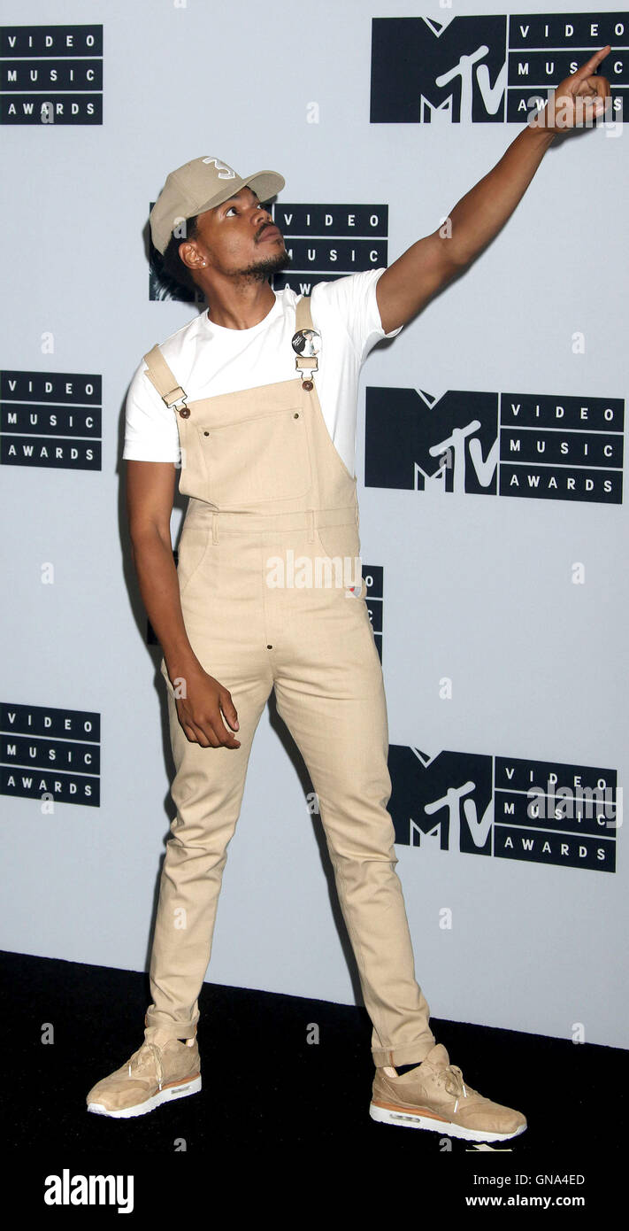 New York, New York, USA. 28th Aug, 2016. CHANCE THE RAPPER poses for ...