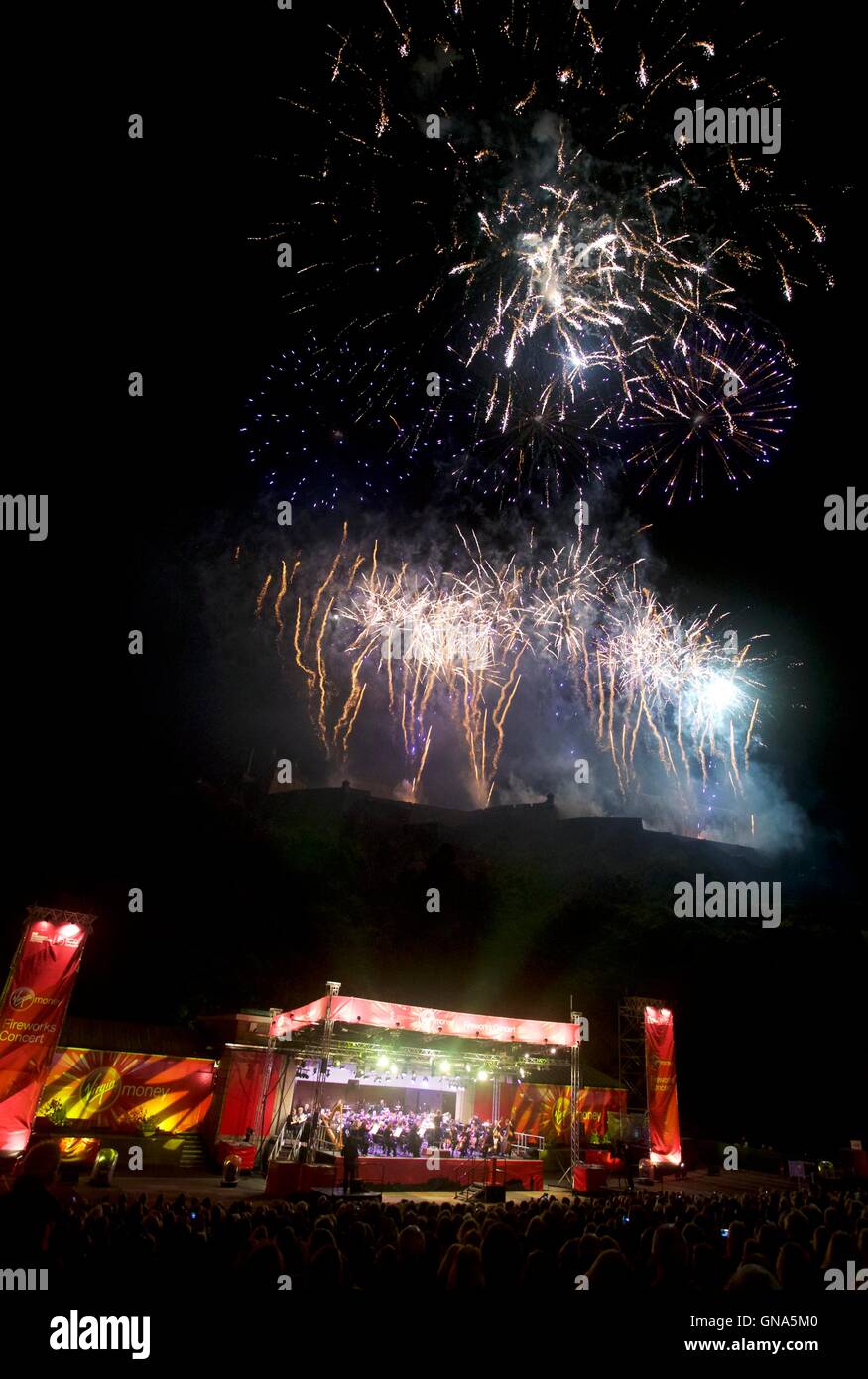 Edinburgh, Scotland, UK. 29th Aug, 2016. The Virgin Money Fireworks ...