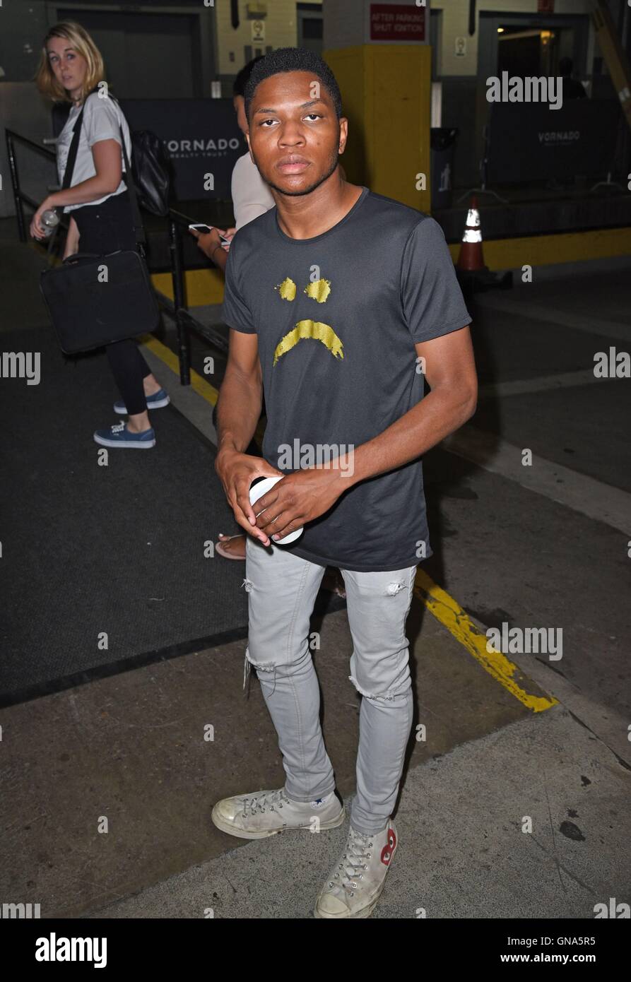 Christopher gallant celebrity candids mon paparazziec hi-res stock ...