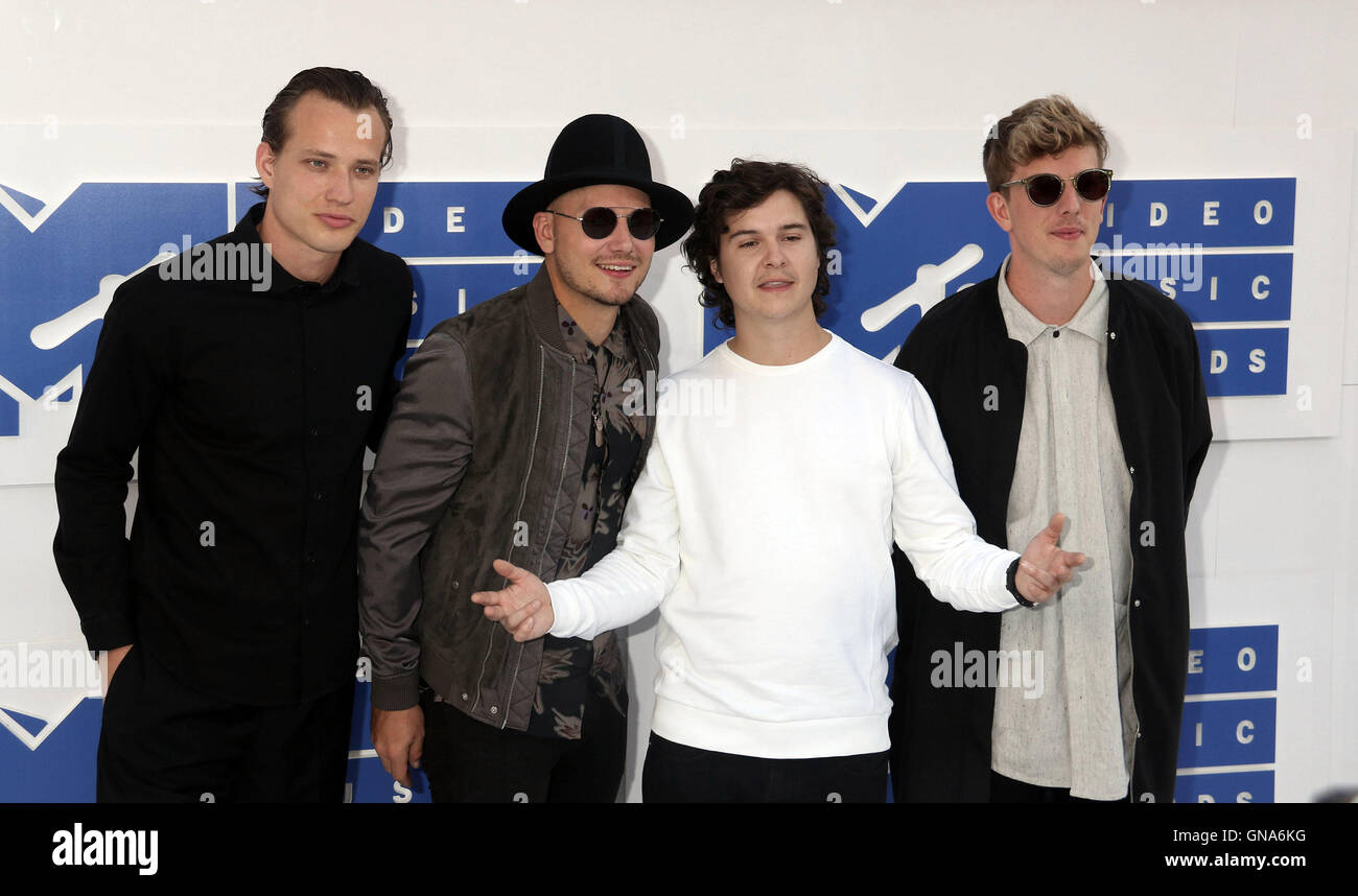 New York, New York, USA. 28th Aug, 2016. THE LUKAS GRAHAM BAND members ...