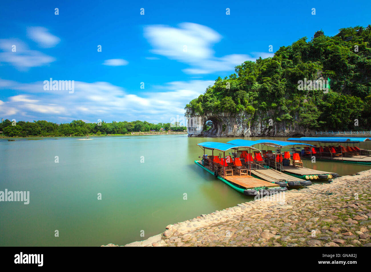 Water moon cave hi-res stock photography and images - Alamy