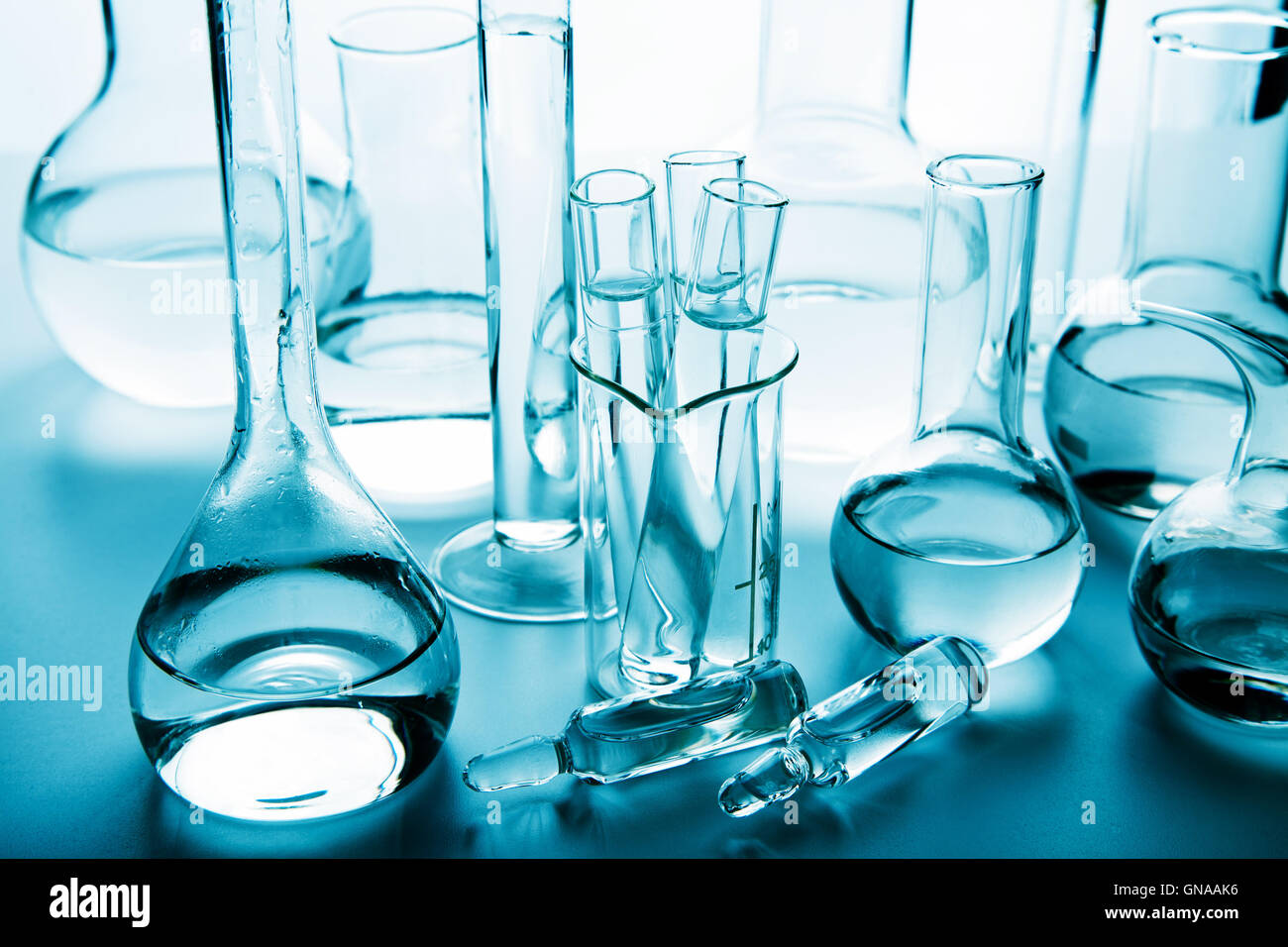 chemical laboratory glassware Stock Photo - Alamy