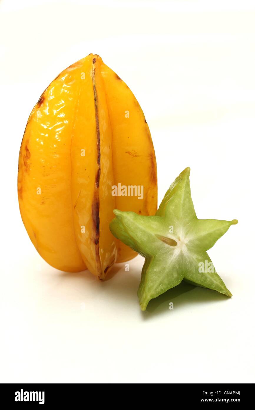 isolated star fruits Stock Photo - Alamy