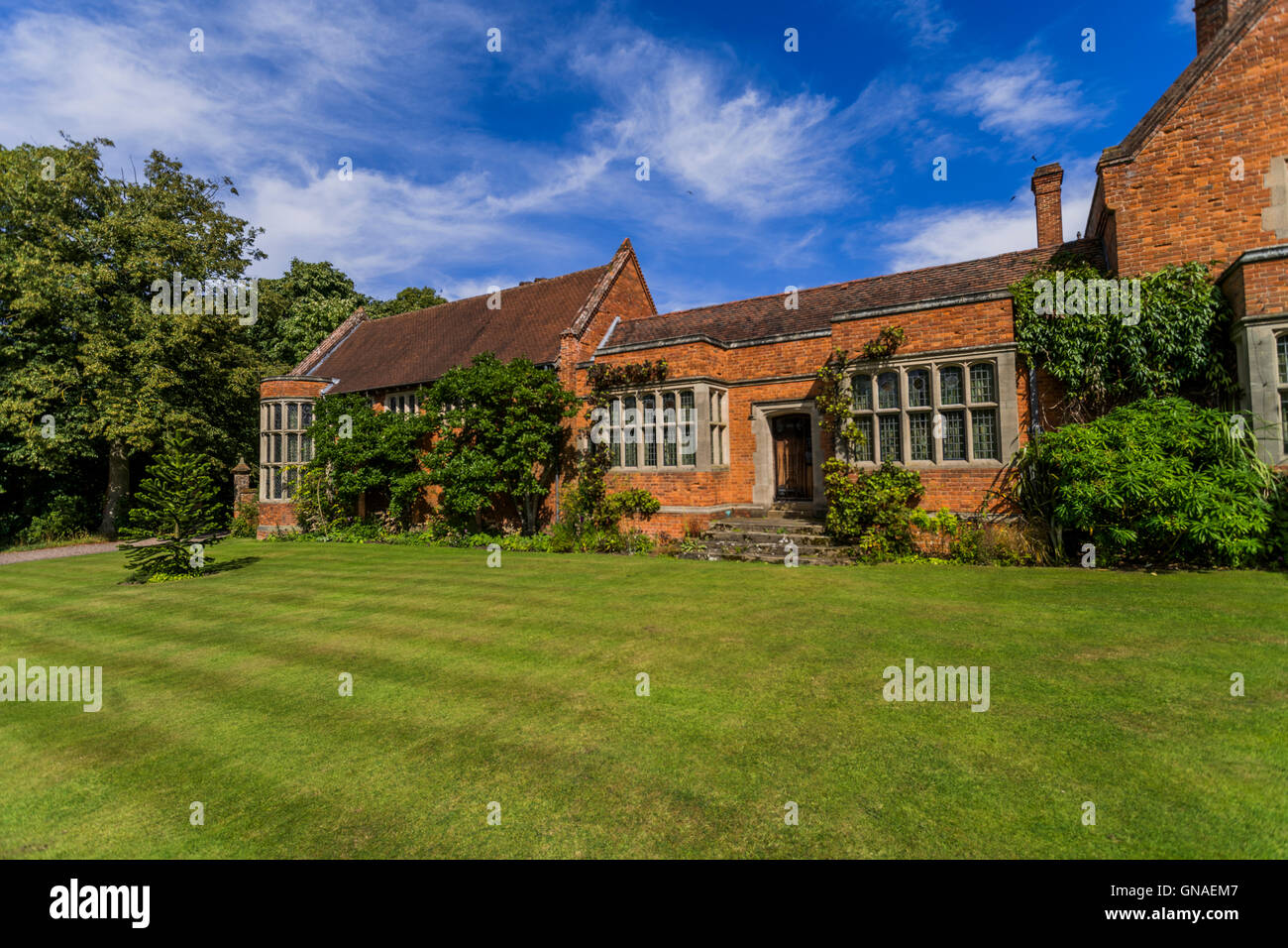 packwood house estate grounds stately home uk gb warwickshire midlands ...