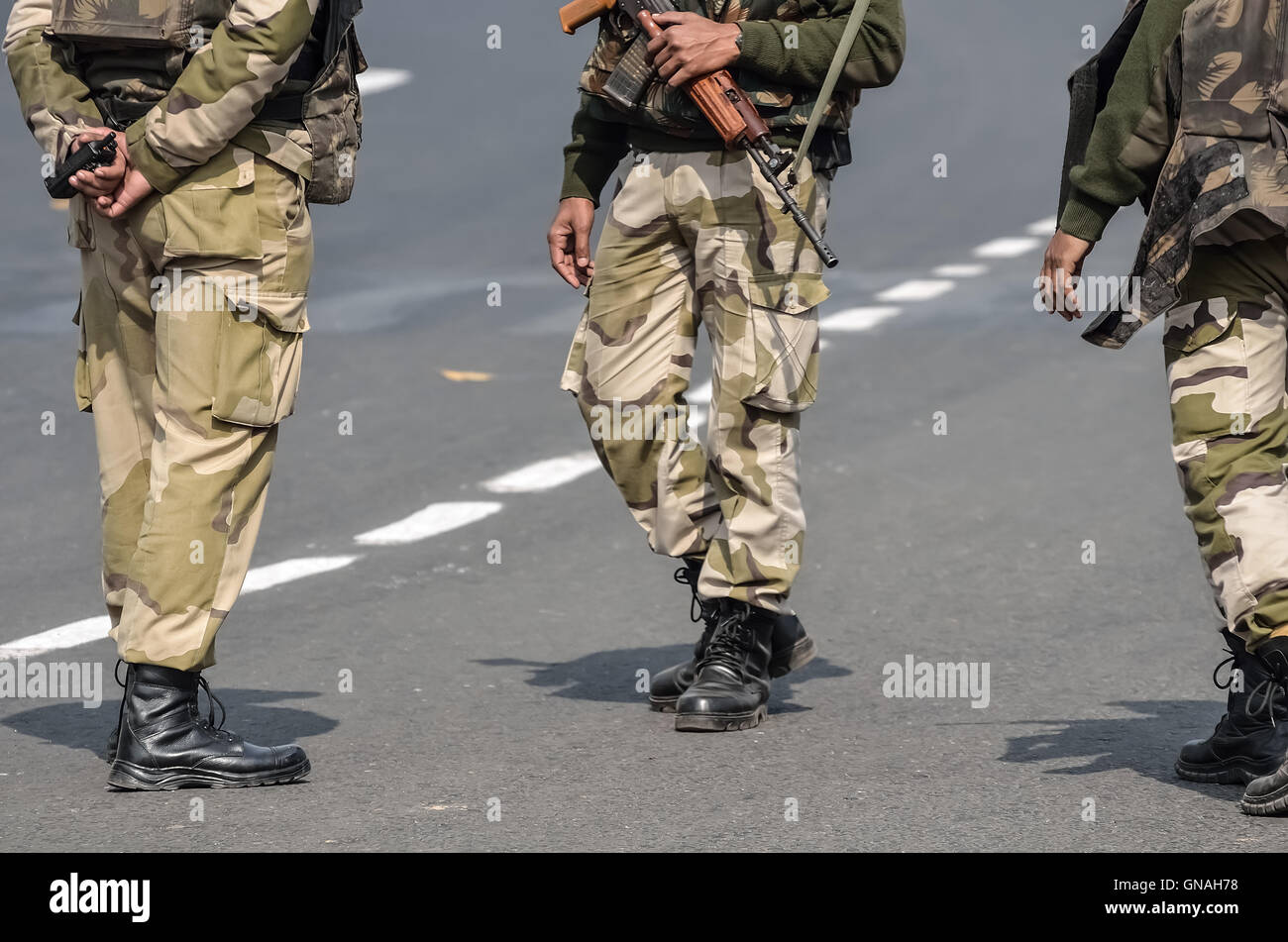 Indian army soldier ak 47 hi-res stock photography and images - Alamy
