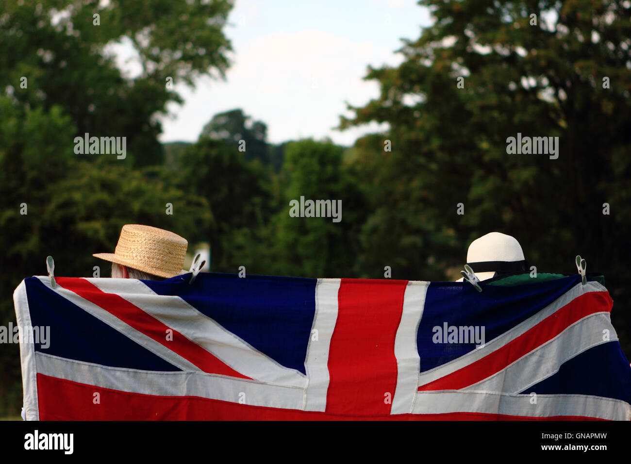 People sitting behind hi-res stock photography and images - Alamy