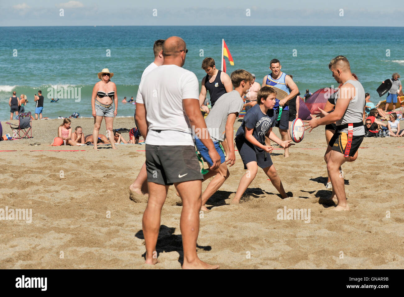 Beach tag rugby tournament hi-res stock photography and images - Alamy