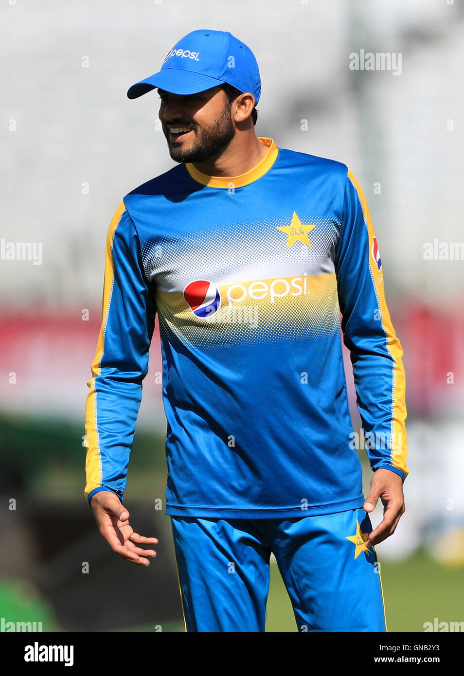 Captain azhar ali hi-res stock photography and images - Alamy