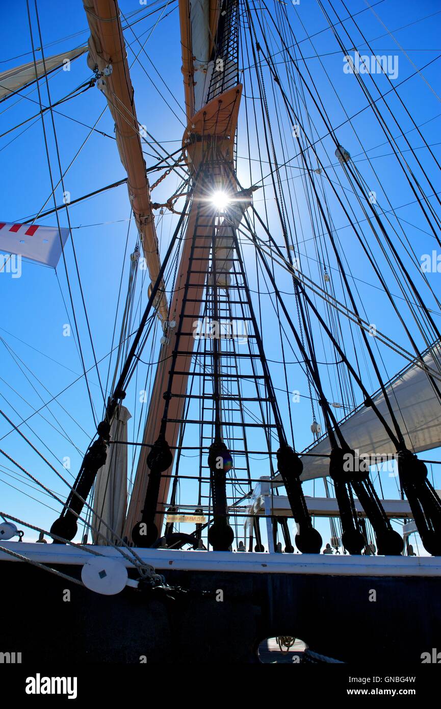 Sunlight Through Sailing Ship Rigging Stock Photo - Alamy