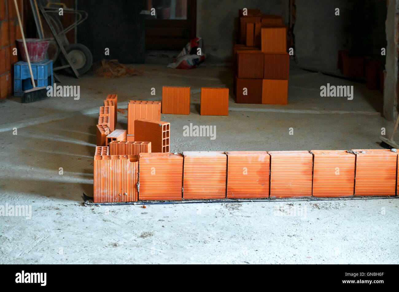 Hollow brick hi-res stock photography and images - Alamy