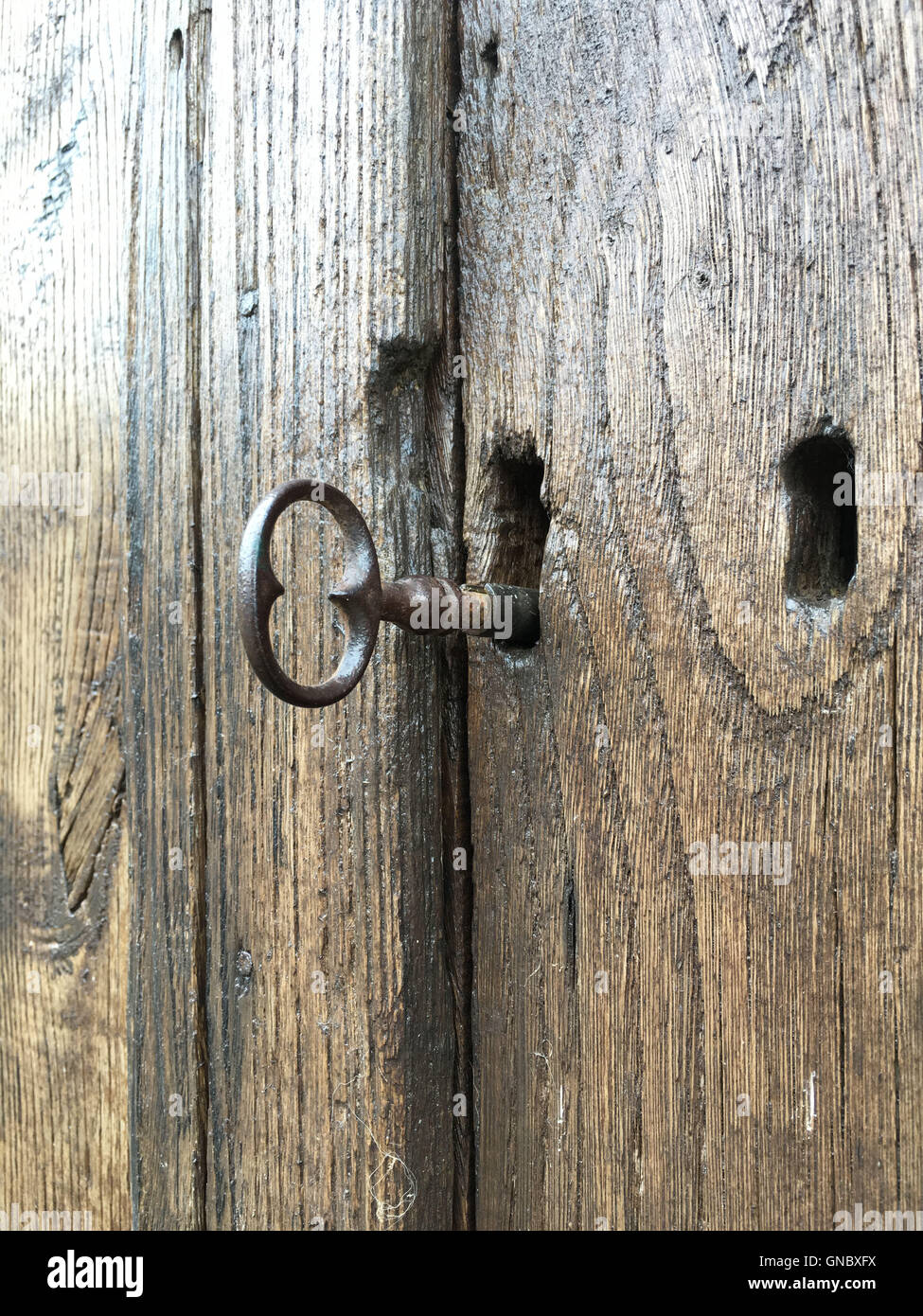 Ancient door lock hi-res stock photography and images - Alamy