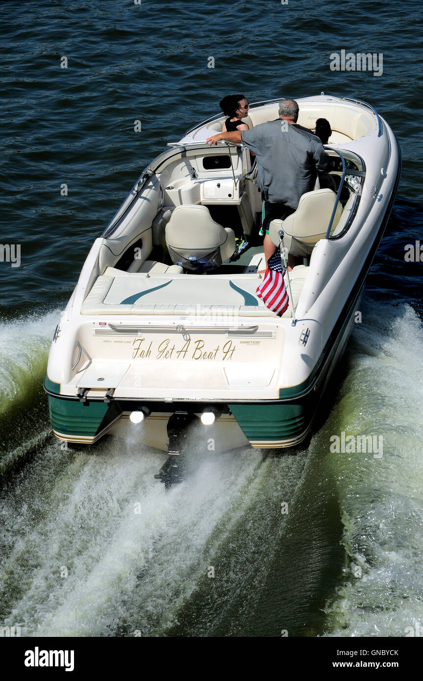 Boating excitement hi-res stock photography and images - Alamy