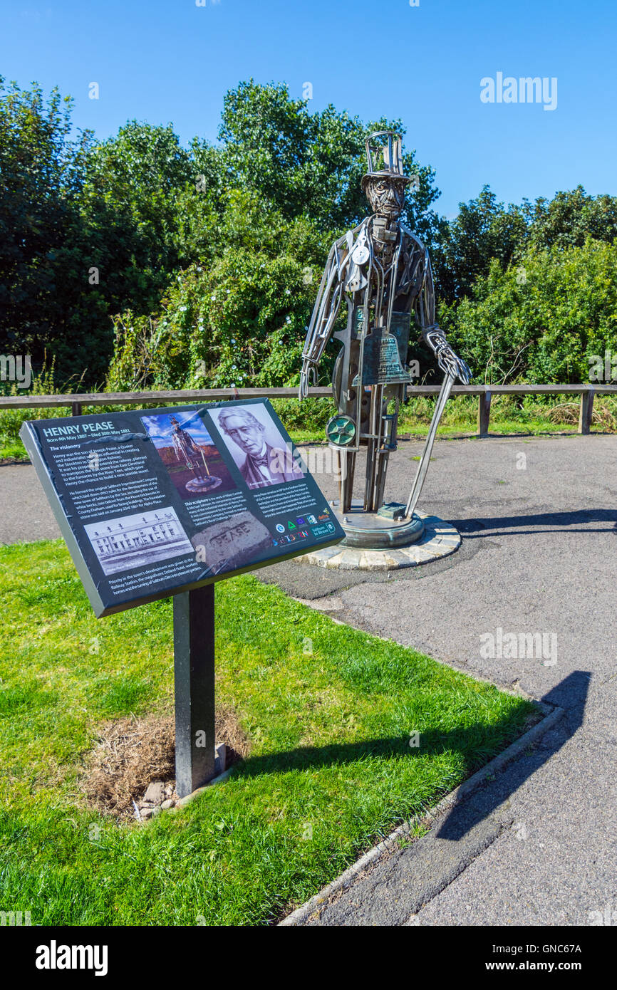 Henry Pease Statue, founder of Satburn by the Sea Stock Photo - Alamy
