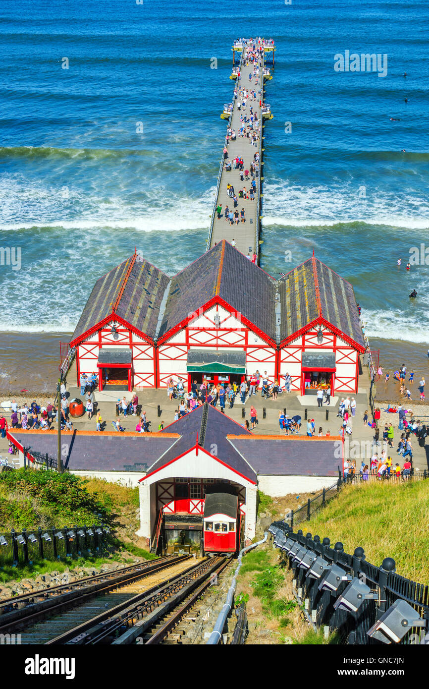 Saltburn by the Sea water-powered funicular railway Stock Photo - Alamy
