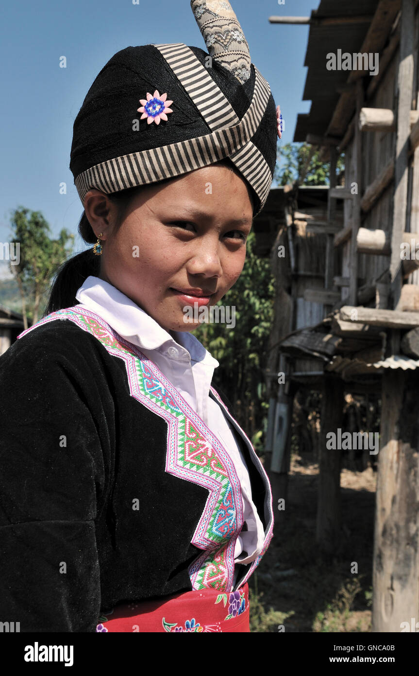 Village homong hi-res stock photography and images - Alamy