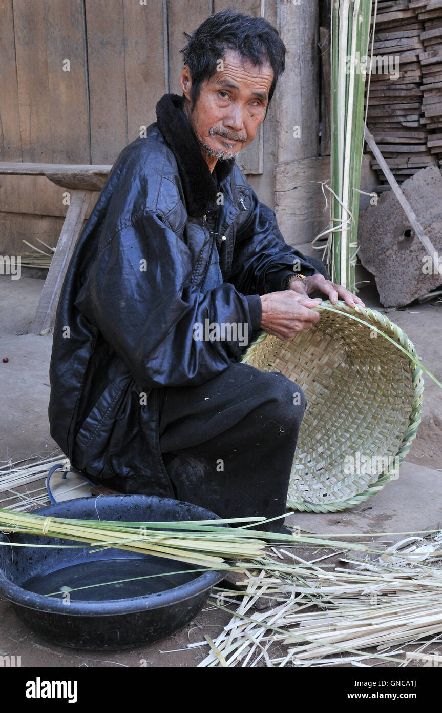 Hmong Village, Man Weaving Basket Stock Photo - Alamy