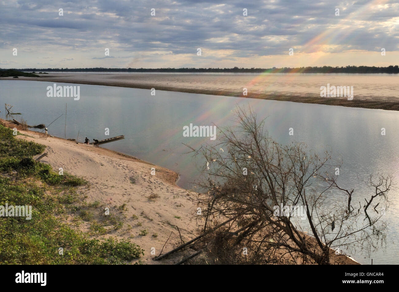 Don Daeng, The Mekong River At Sunset Stock Photo - Alamy