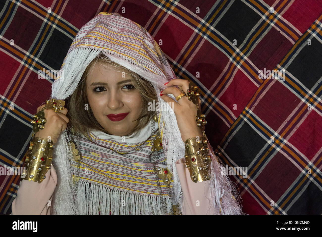 Turkmen Bride High Resolution Stock Photography and Images - Alamy