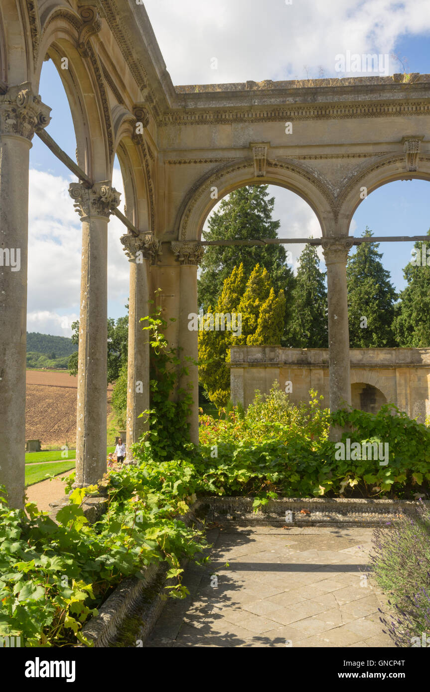 English baroque style architecture hi-res stock photography and images ...