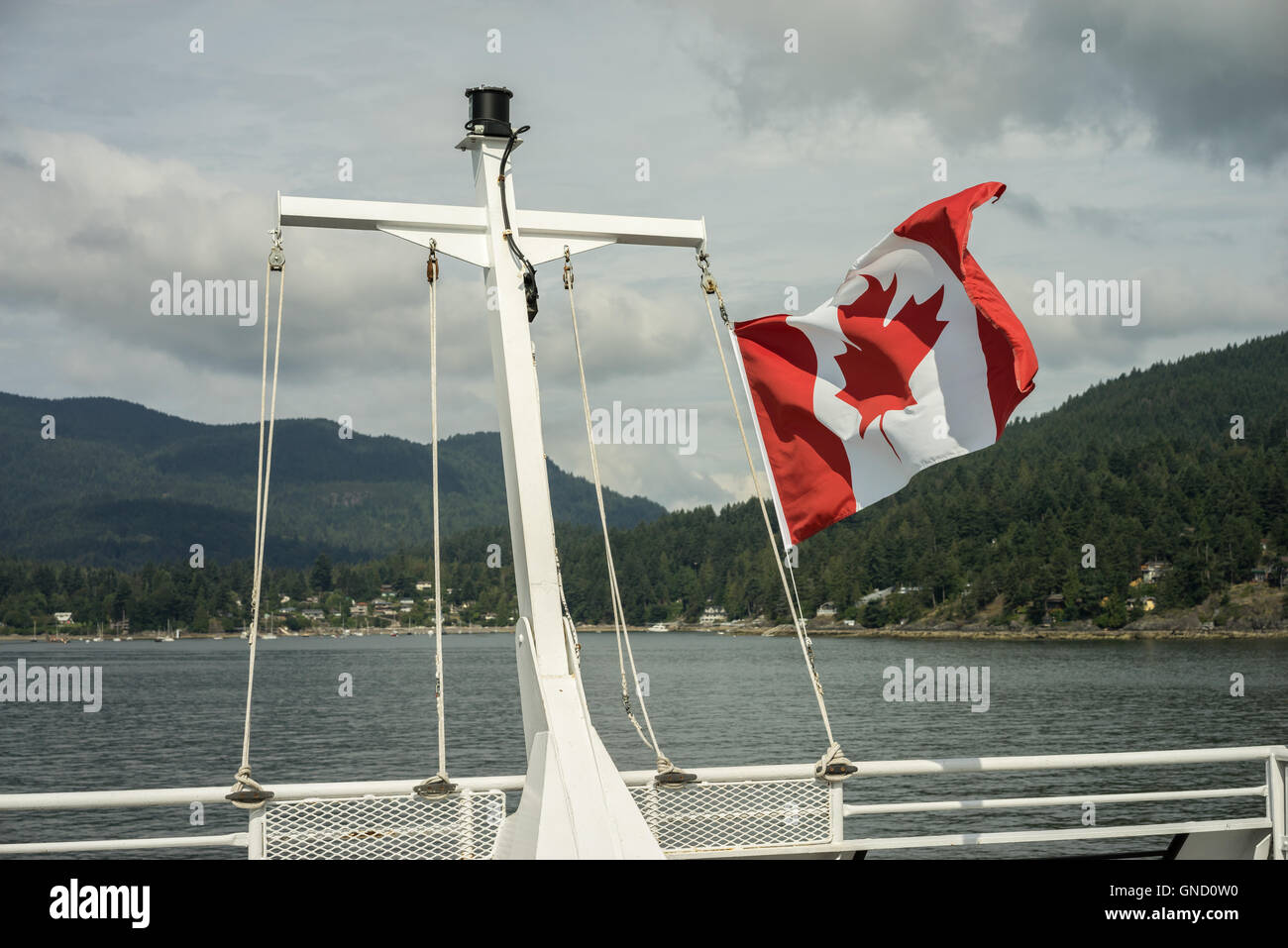 Flapping canadian flag hi-res stock photography and images - Alamy