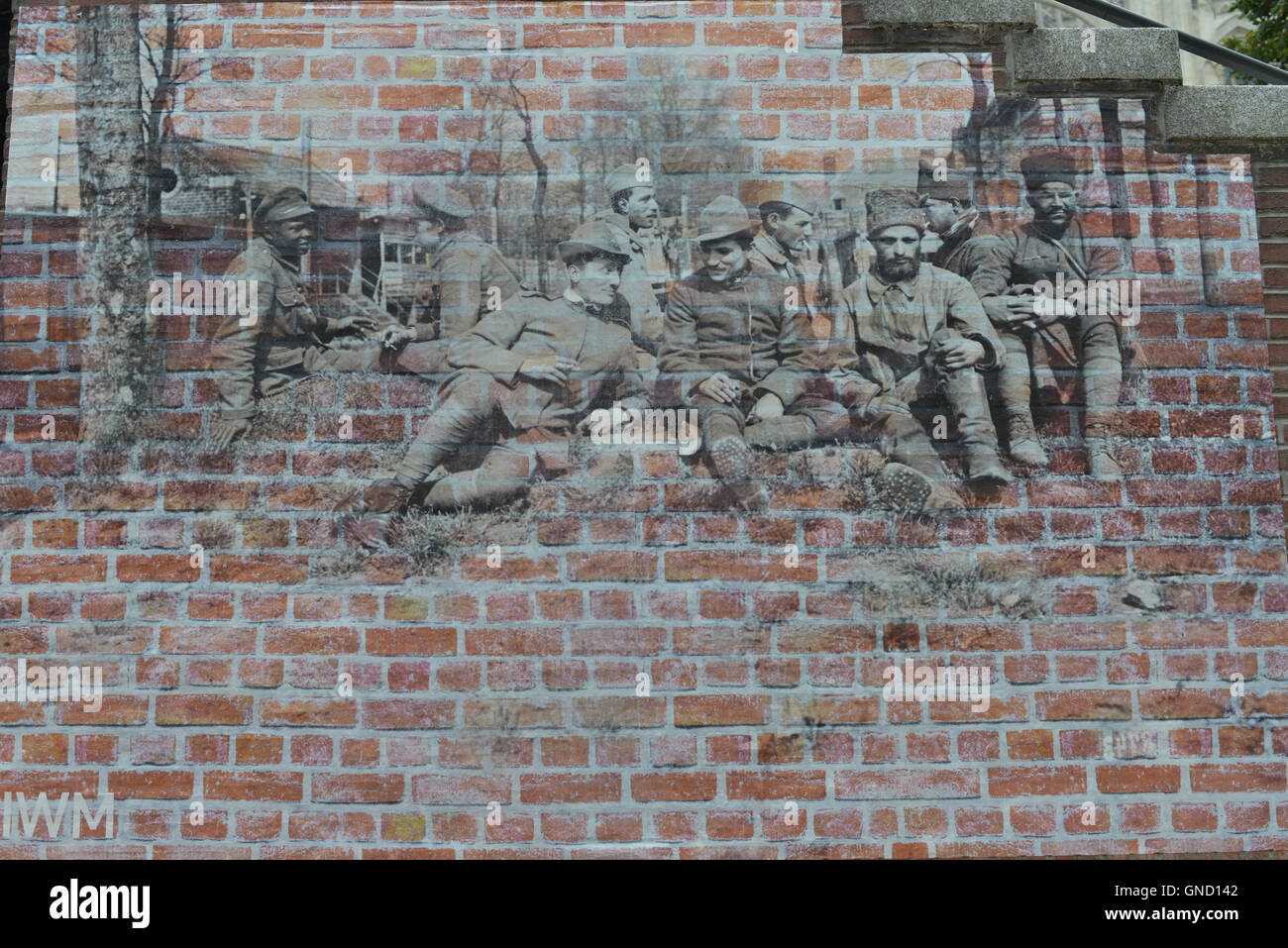 World war 1 wall art in Amiens, France Stock Photo - Alamy
