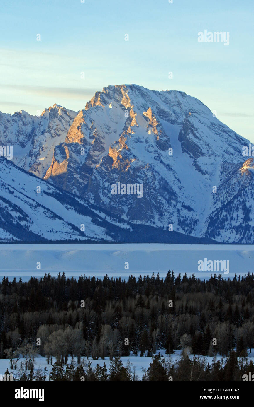 Mt moran and winter hi-res stock photography and images - Alamy