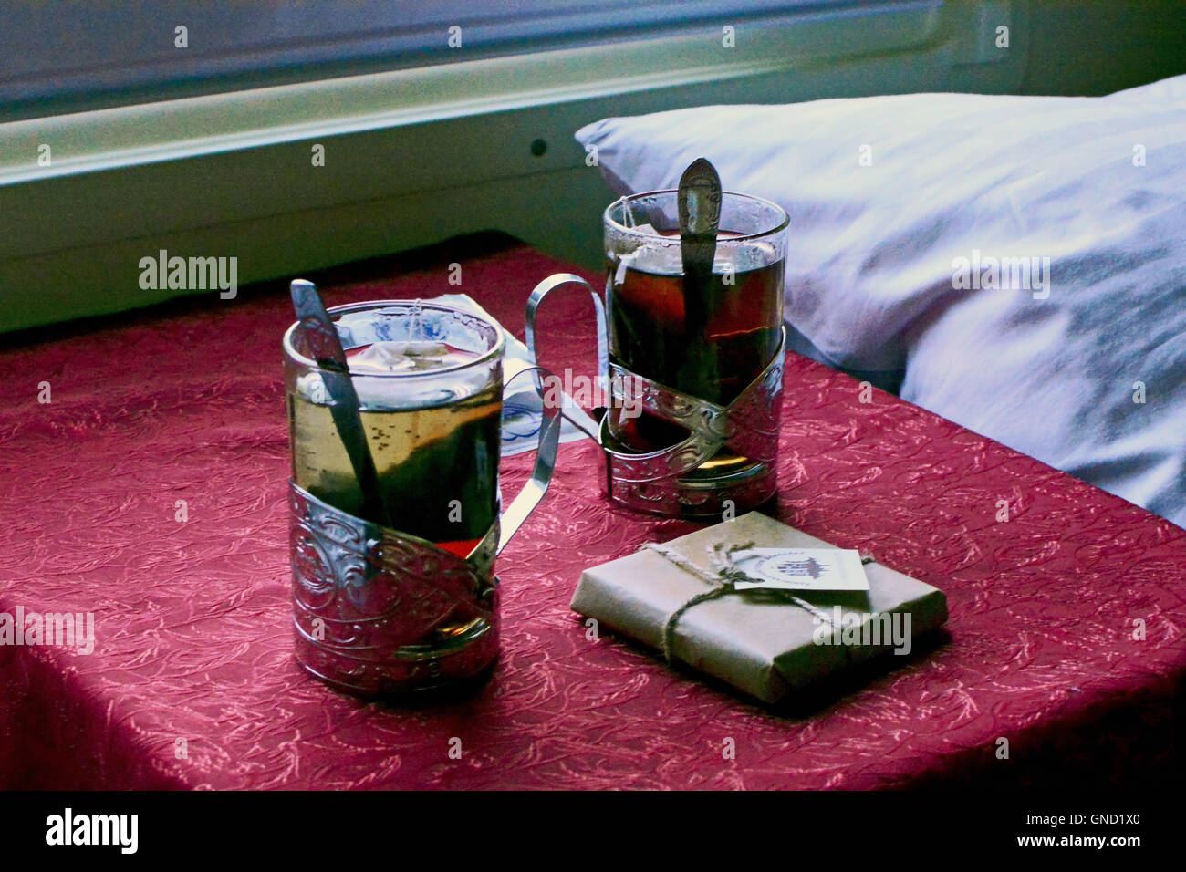 Train food hi-res stock photography and images - Alamy