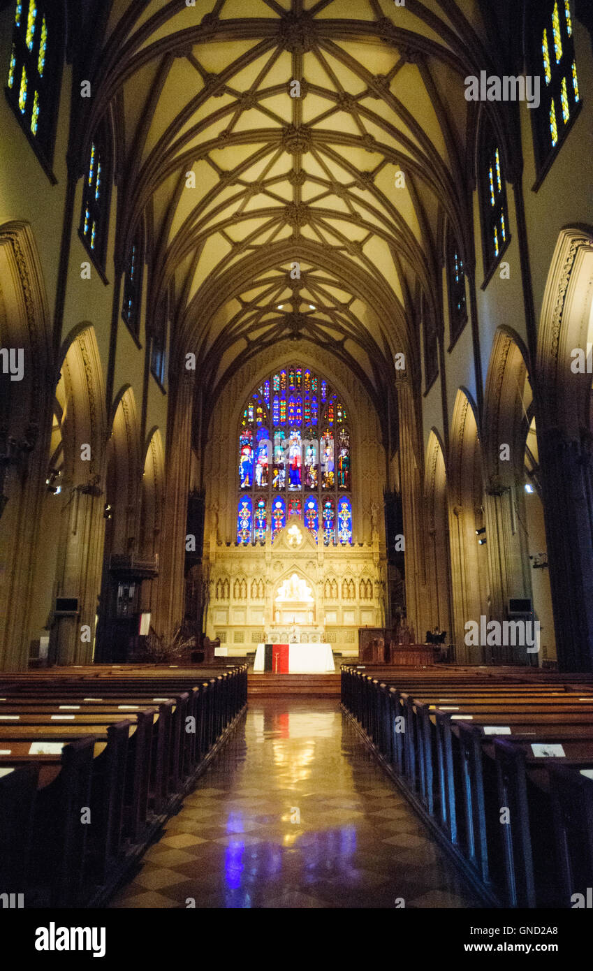 New york trinity church architecture hi-res stock photography and ...