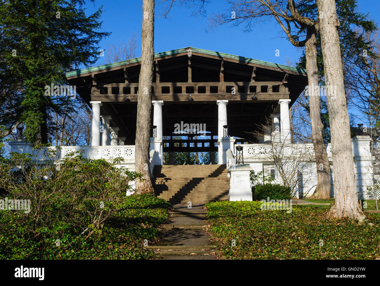 Chautauqua institution historic district hi-res stock photography and ...