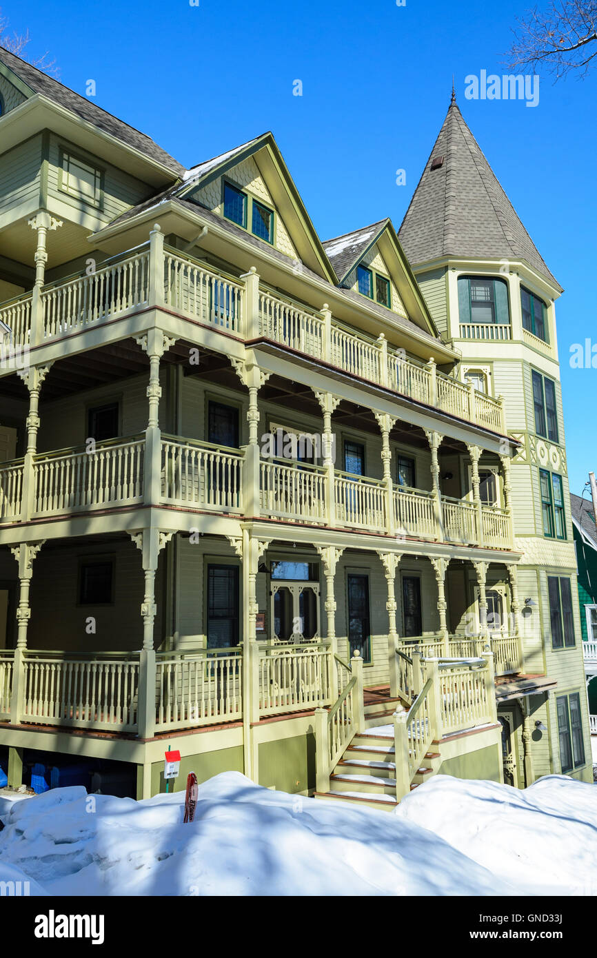 Chautauqua institution historic district hi-res stock photography and ...