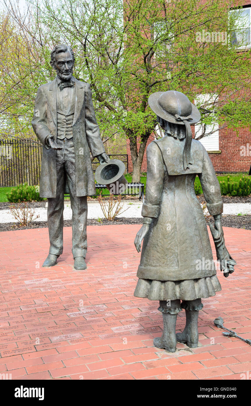 Statue of Grace Bedell and Abraham Lincoln Stock Photo - Alamy