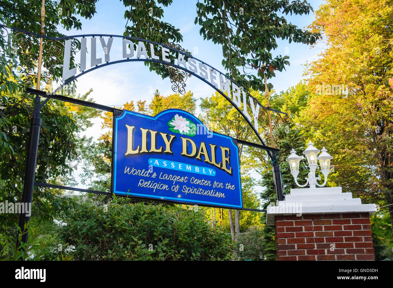 Lily dale new york hi-res stock photography and images - Alamy