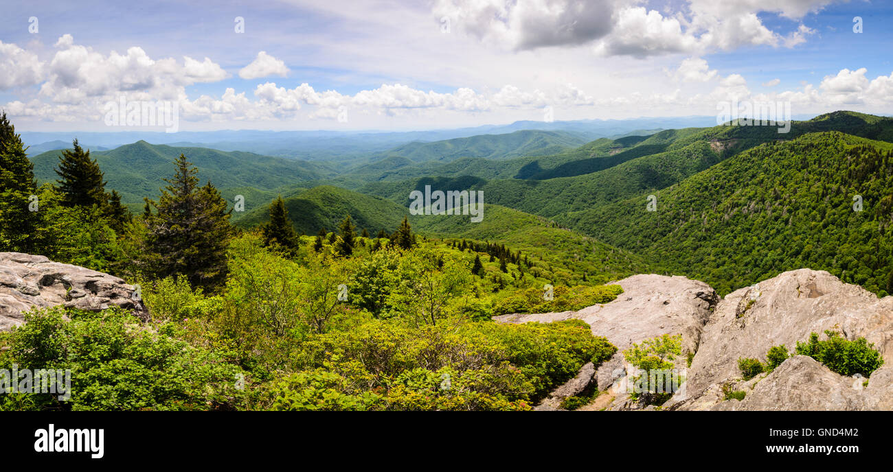 Blue ridge range hi-res stock photography and images - Alamy