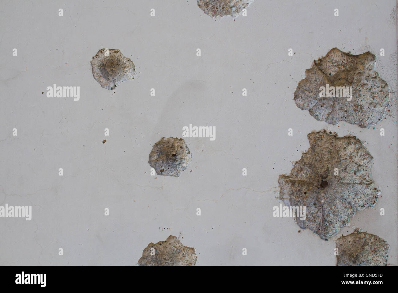 Illustration, how can the bullets from a gun destroy, not just a wall ...