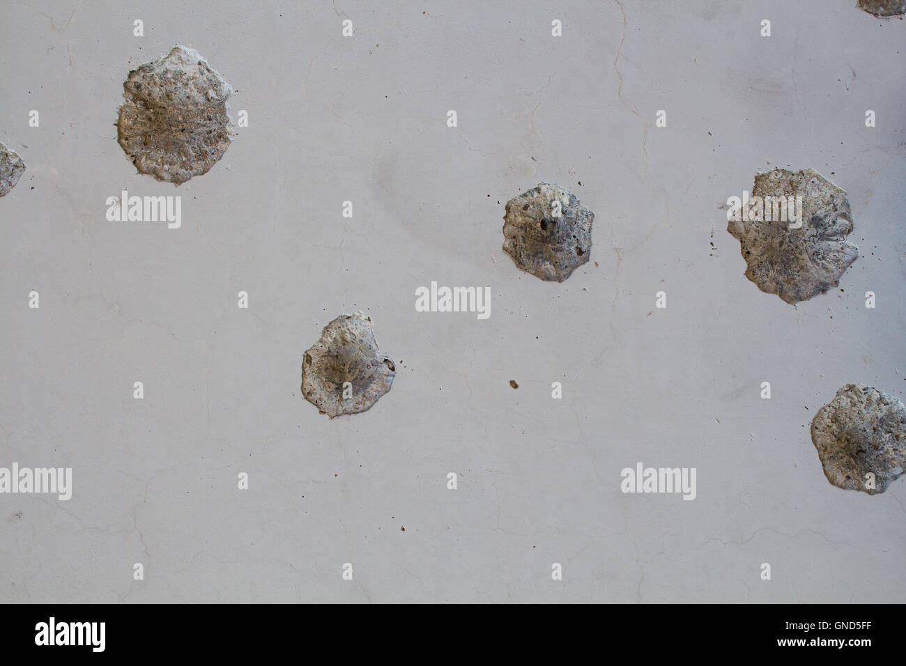 Illustration, how can the bullets from a gun destroy, not just a wall ...