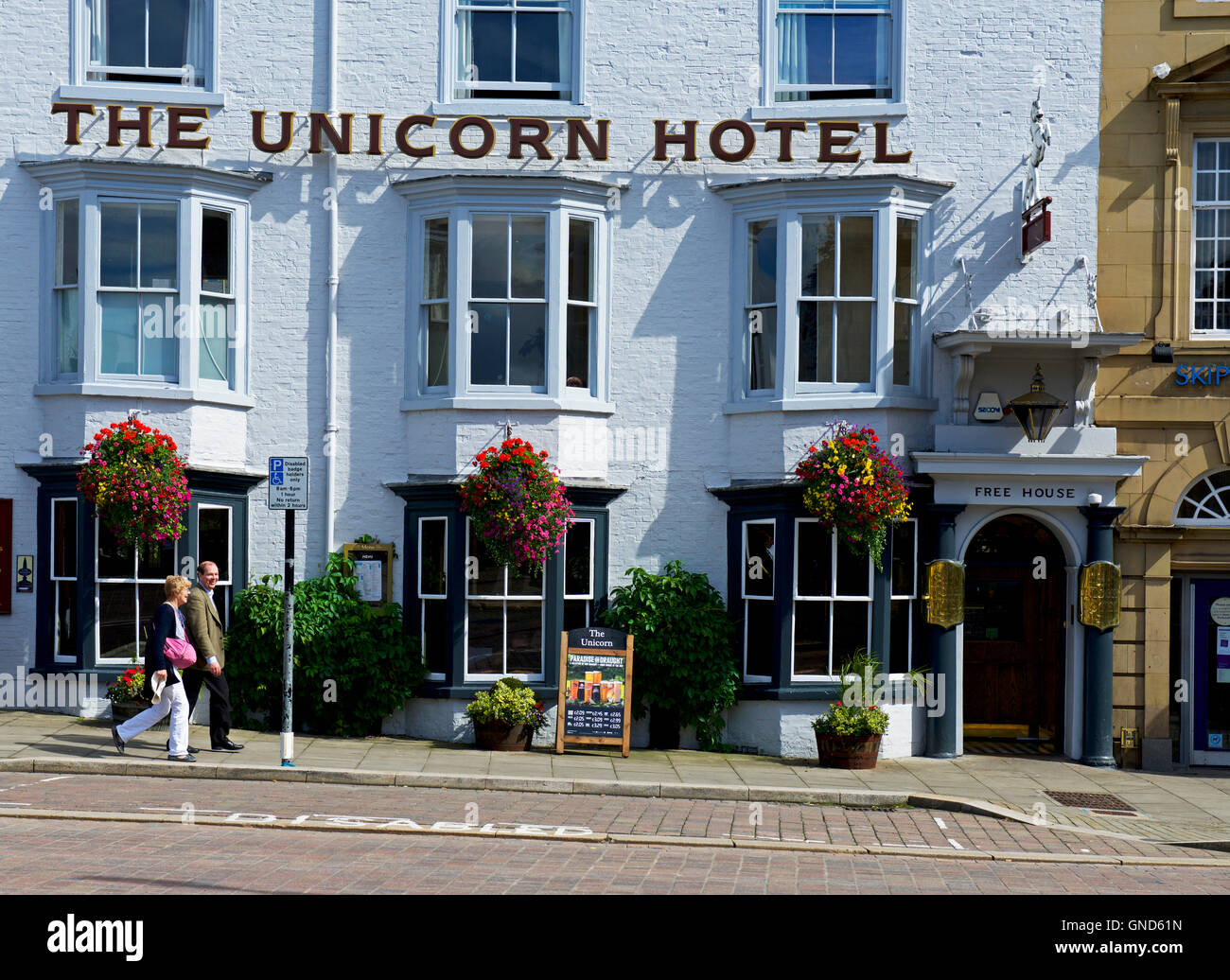 Wetherspoons hotel ripon hi-res stock photography and images - Alamy