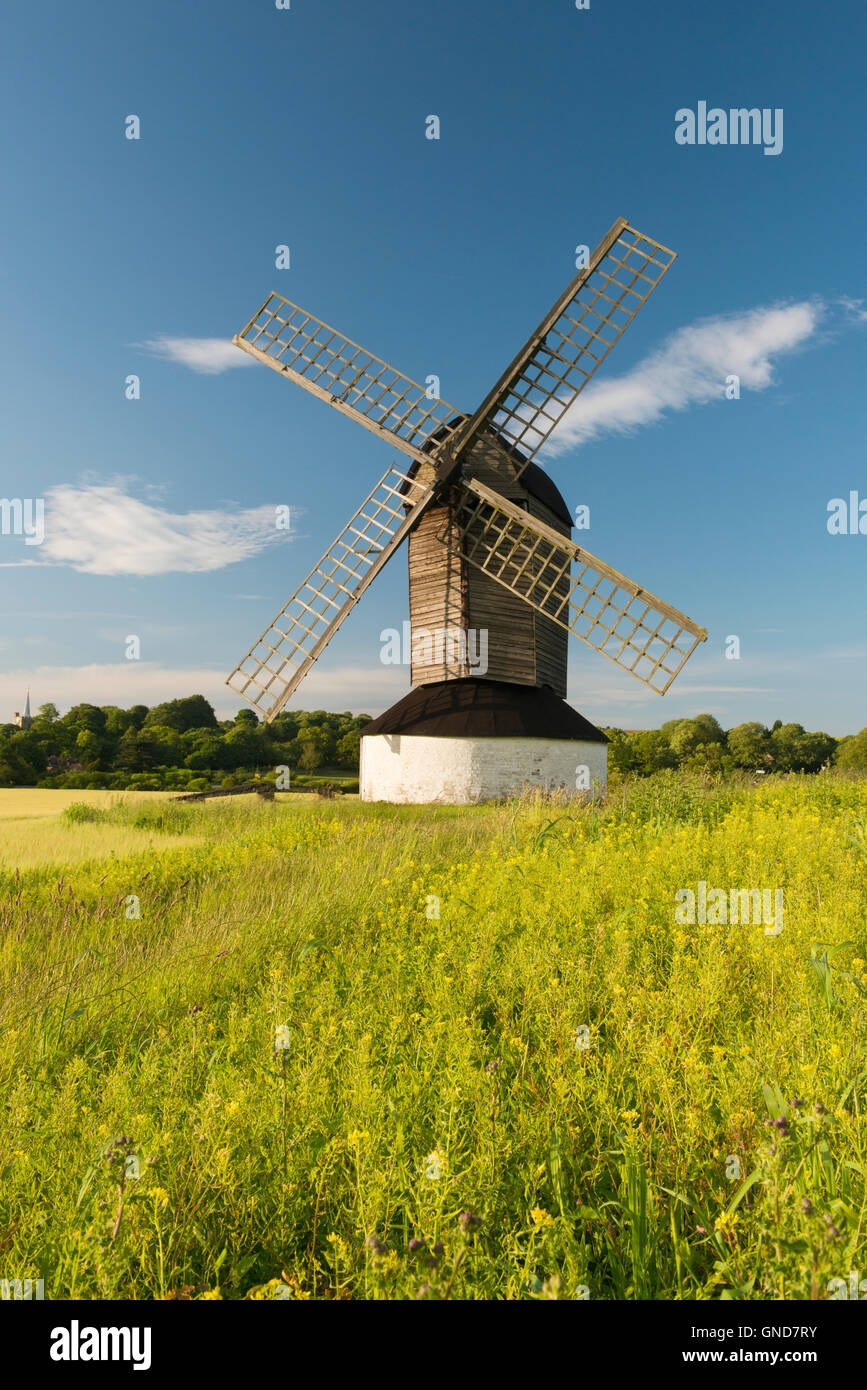 Pitstone windmill, buckinghamshire hi-res stock photography and images ...