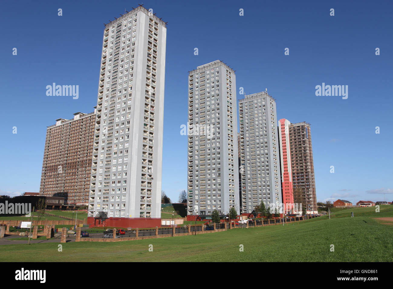 Red road flats glasgow hi-res stock photography and images - Alamy
