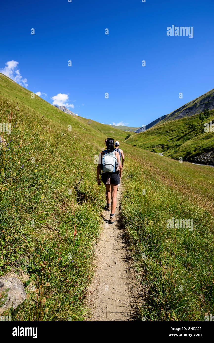 Teen girl climb tree hi-res stock photography and images - Alamy