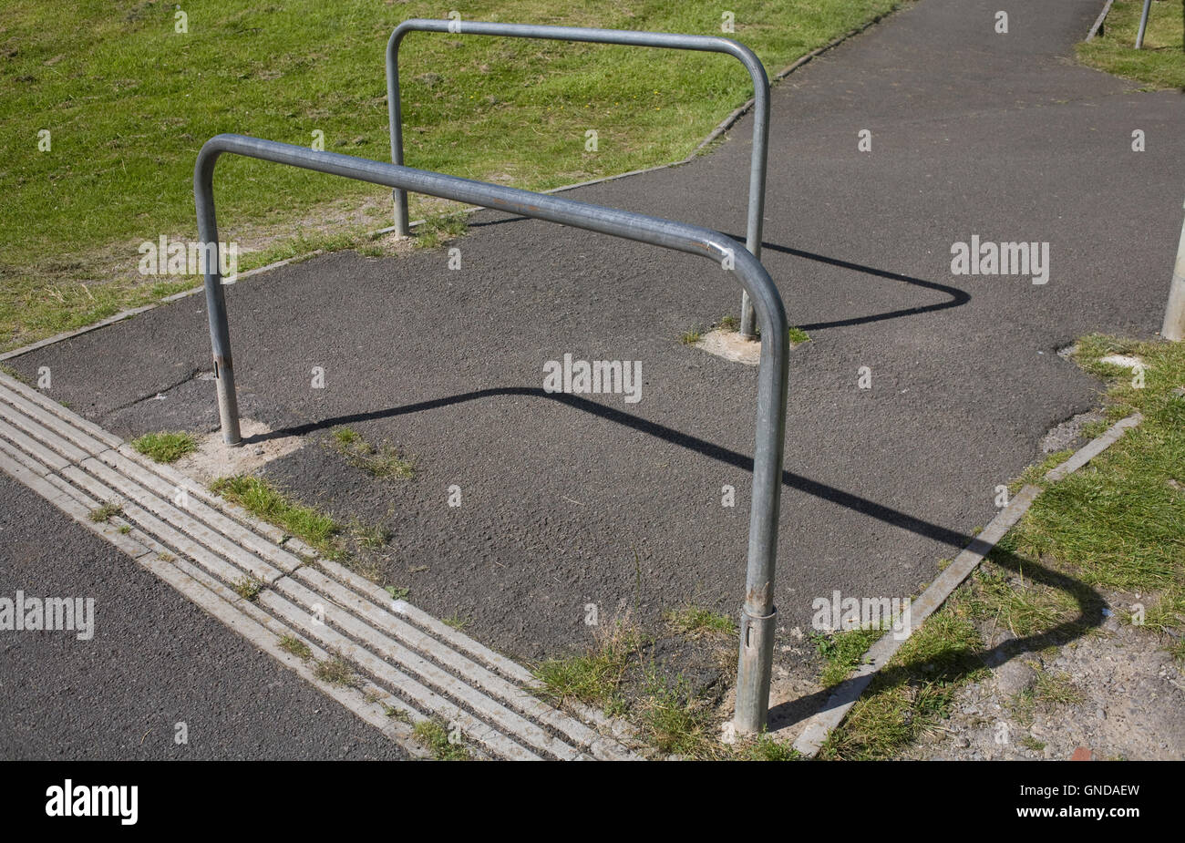 Footpath handrail hi-res stock photography and images - Alamy