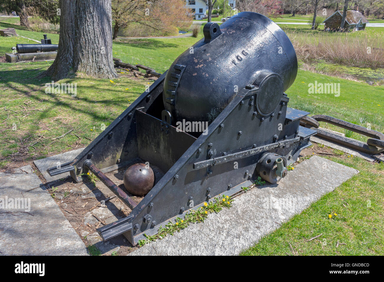 American Forged Cannon from Fort Pitt, PA 1861 Stock Photo - Alamy