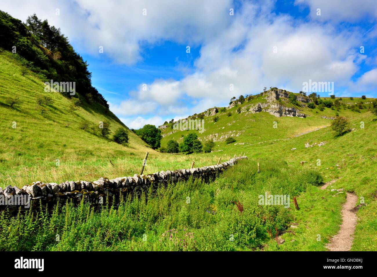 Lathkill dale hi-res stock photography and images - Alamy