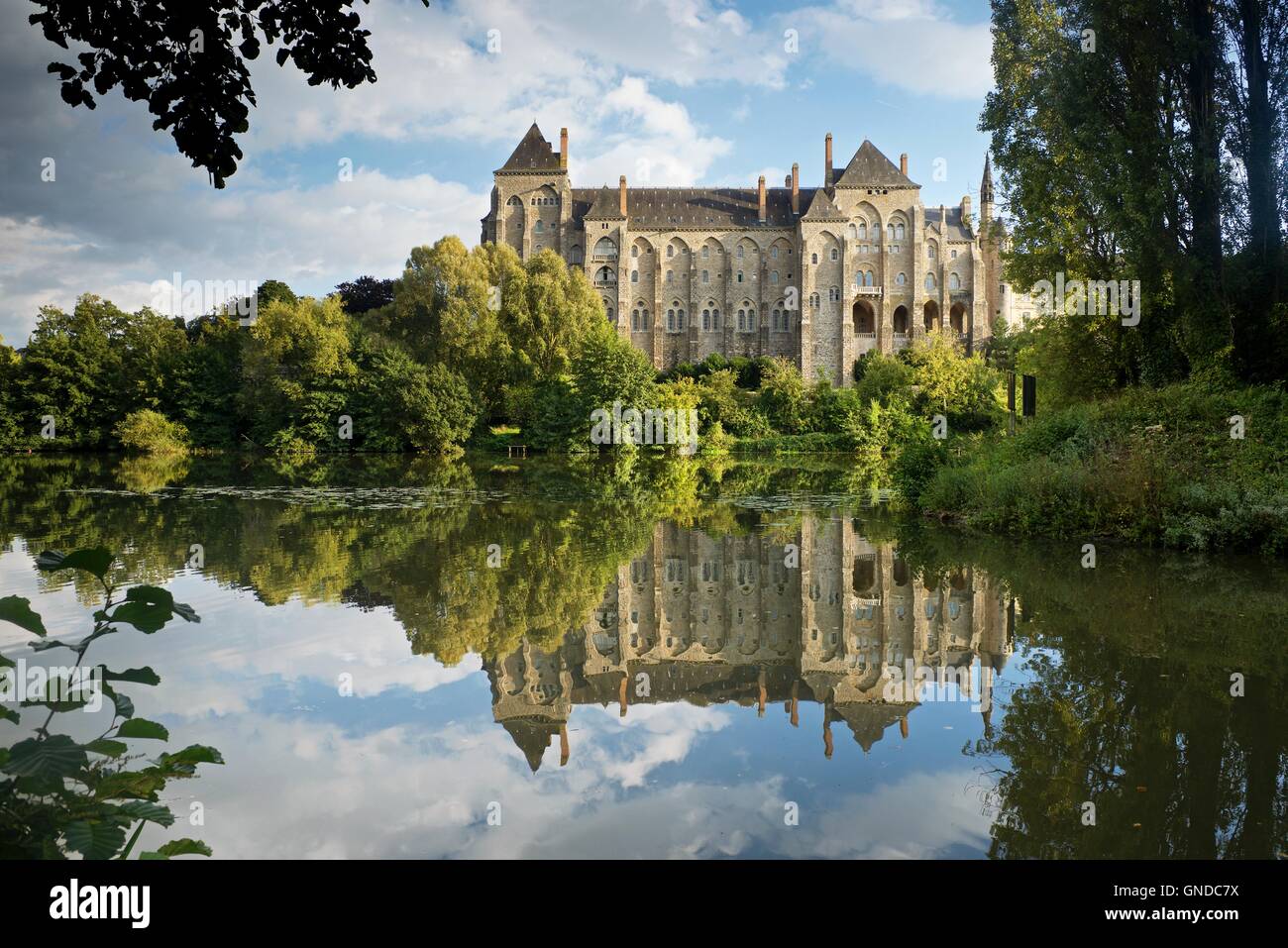 Abbaye saint pierre de solesmes hi-res stock photography and images - Alamy