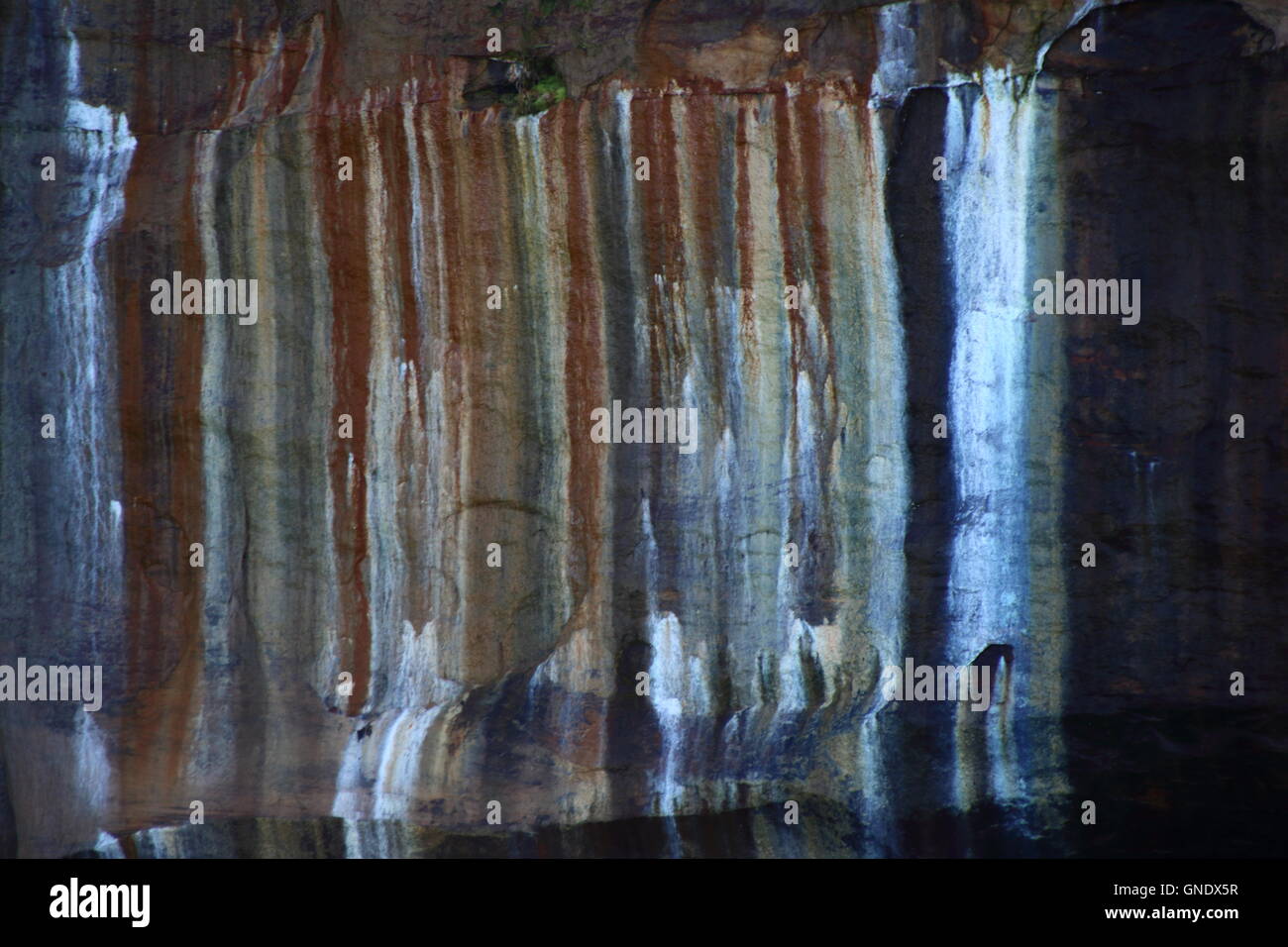 Pictured rocks national park hi-res stock photography and images - Alamy