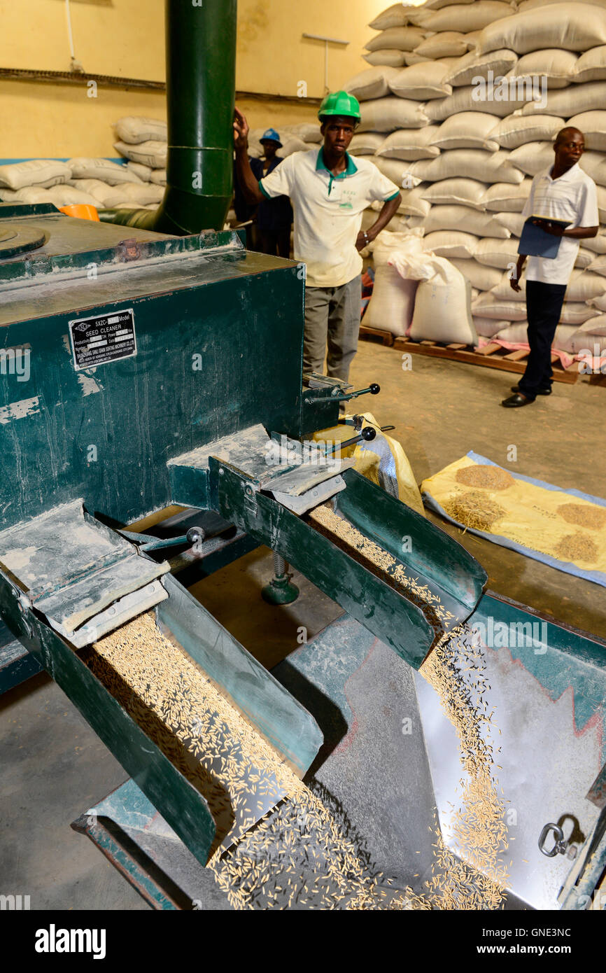 Hybrid machine hi-res stock photography and images - Alamy